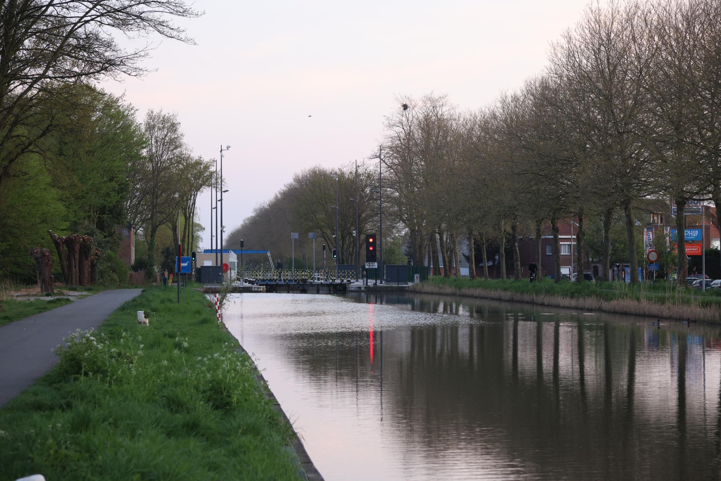 Sluis 9 Schoten | Binnenvaart in Beeld
